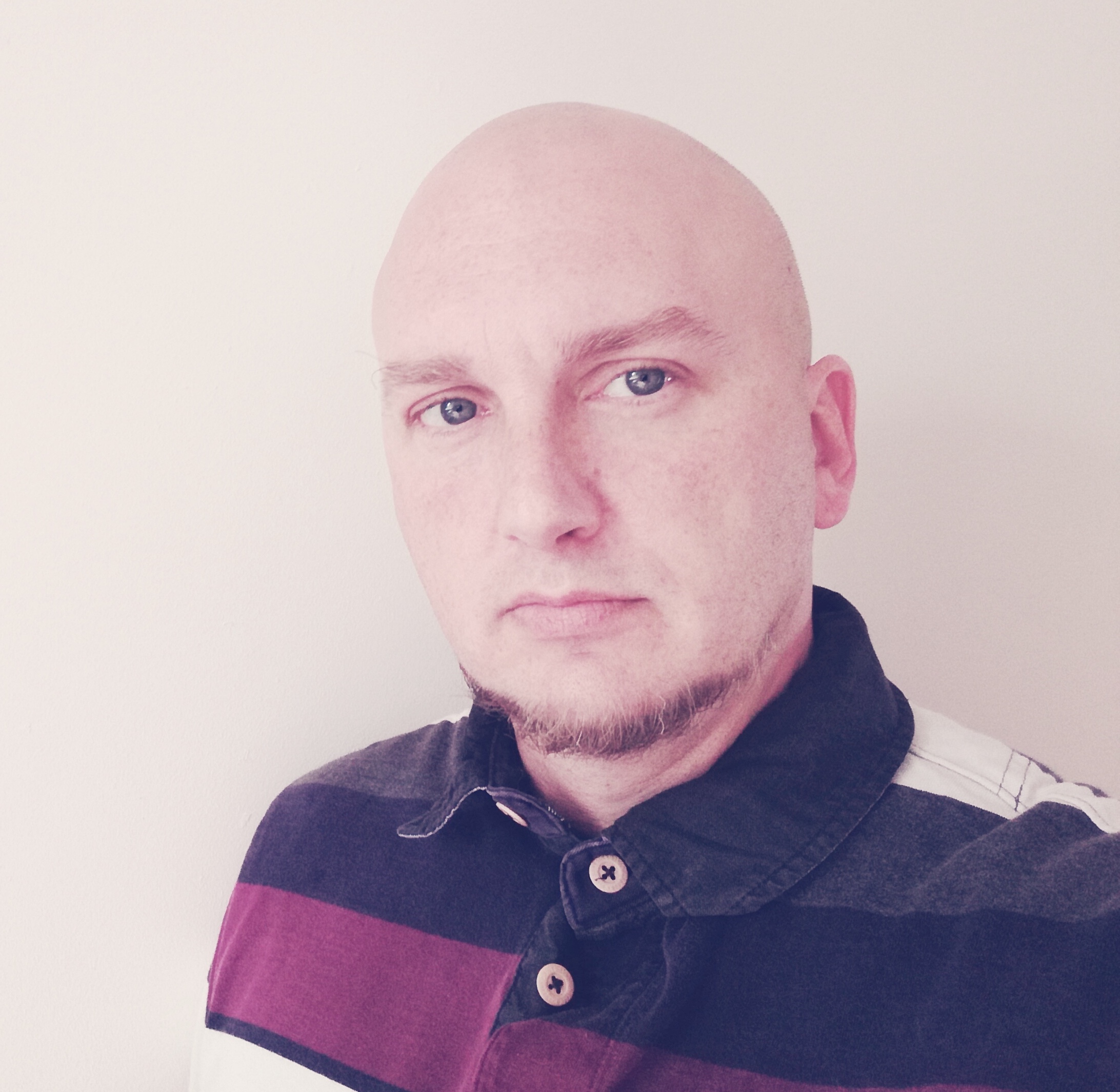 The Family Lie by Jake Cross – Blog Tour – Varietats