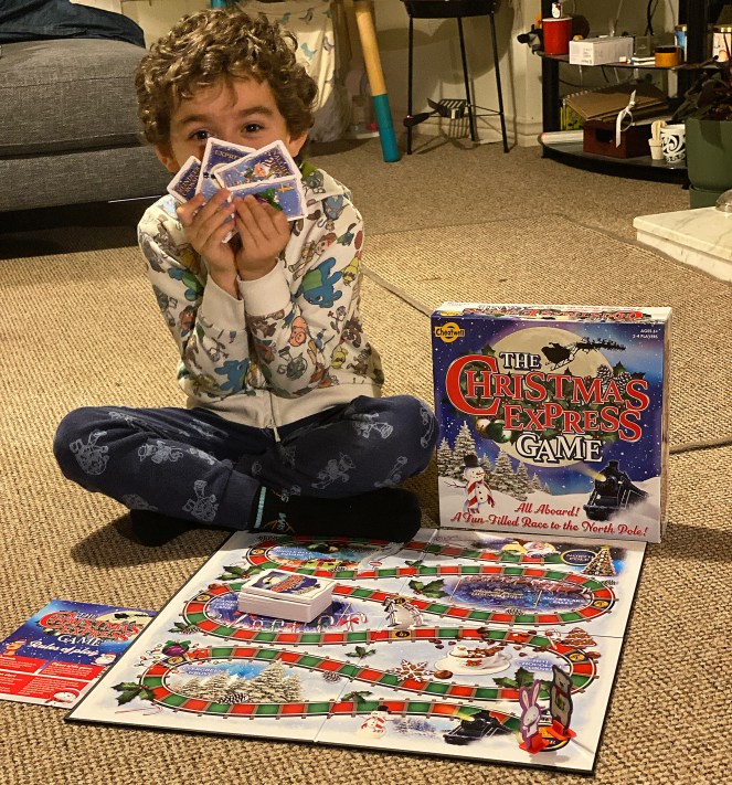 The Christmas Express Game by Cheatwell Games – Product Review – Varietats
